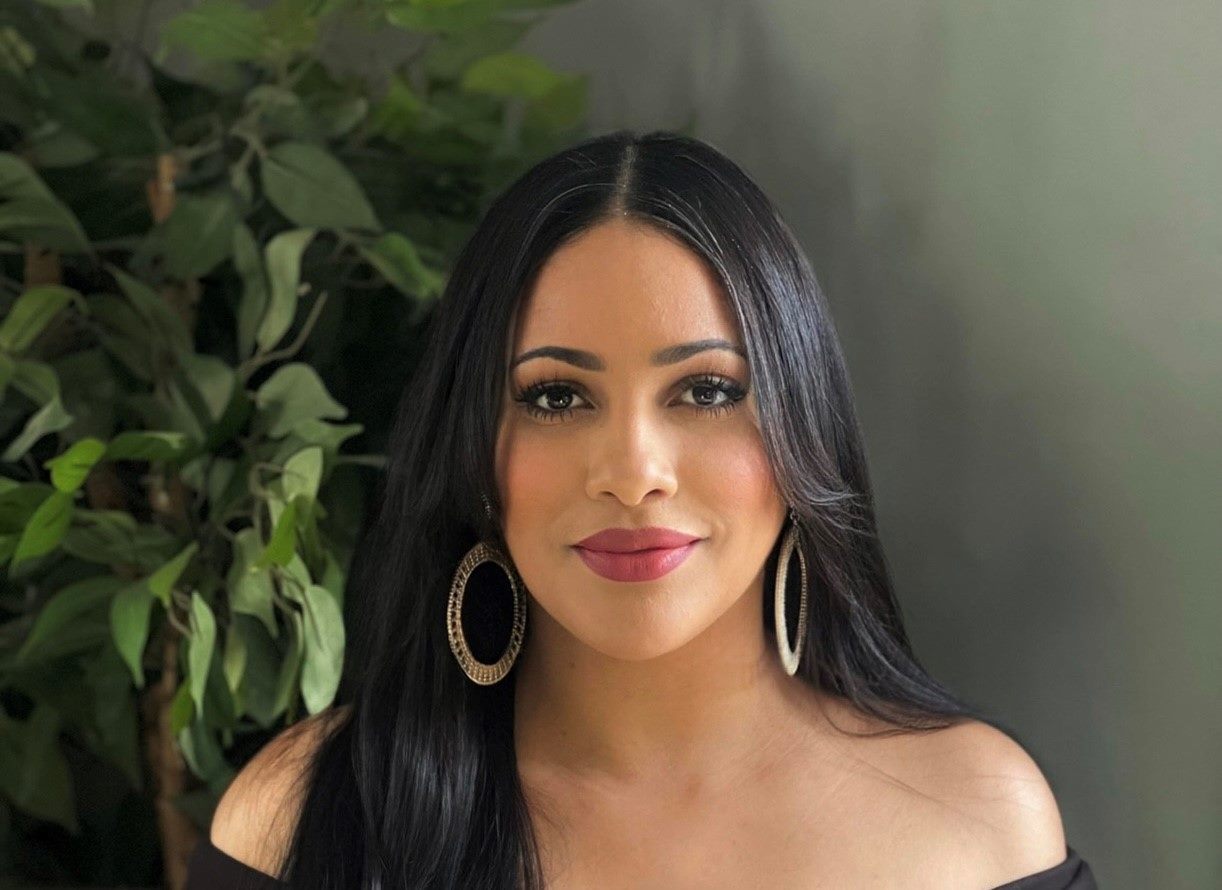 Stage: The Karin Kortje Foundation hosting inaugural Carols in July in Cape Town - The Cape Robyn